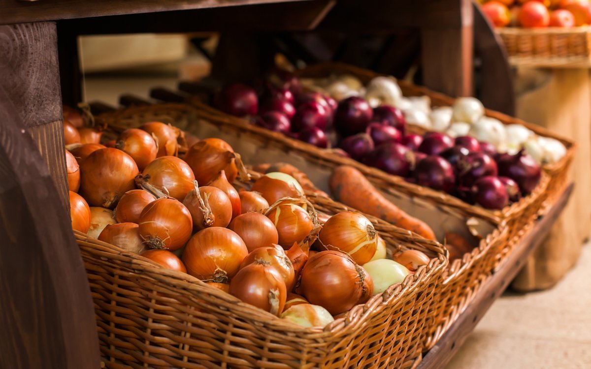 Onion prices in Ukraine hit an all-time record in the history of ...